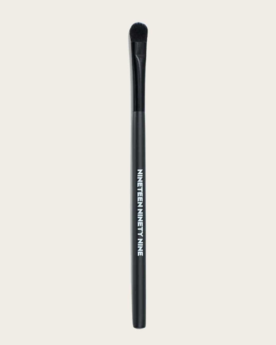 TAPERED MULTI-BRUSH MULTI-USE BLENDING BRUSH