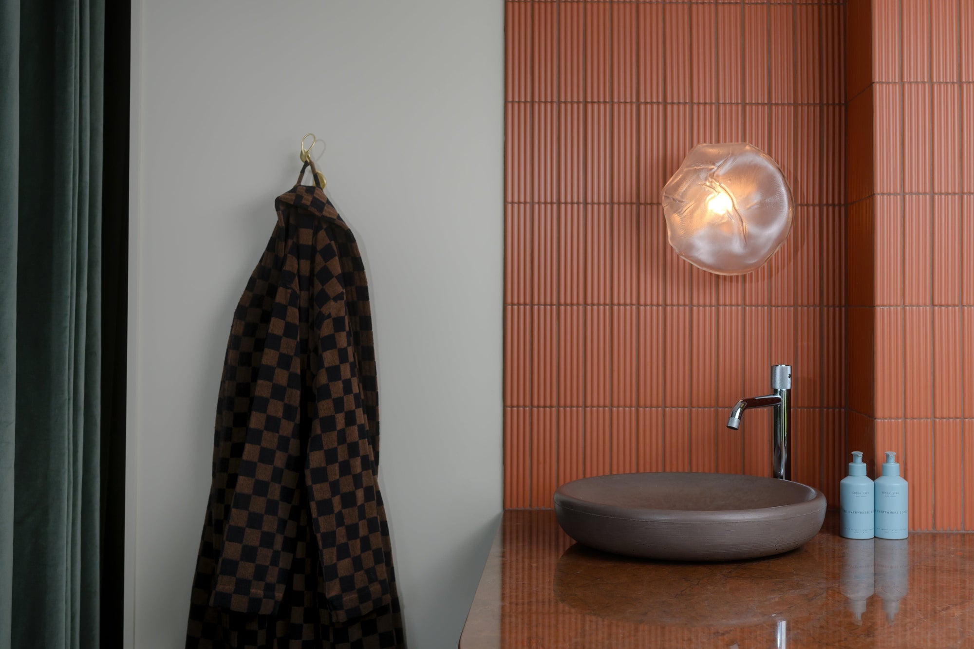 Sunja Link Body Shoppe | Canada